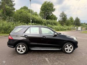 Melns Mercedes-Benz ML 350 2014 Viļņa, ar dzinēja tilpumu 2.99 L un nobraukumu 347 tūkst. km par 11900 €, foto 8 vietnē AUTOMOTO.COM.LV