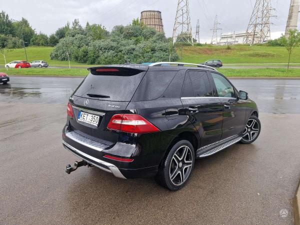 Melns Mercedes-Benz ML 350 2014 Kauņa, ar dzinēja tilpumu 2.99 L un nobraukumu 234 tūkst. km par 13990 €, foto 7 vietnē AUTOMOTO.COM.LV