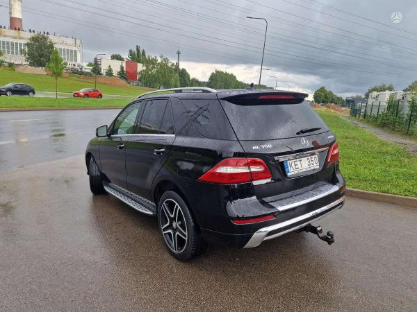 Melns Mercedes-Benz ML 350 2014 Kauņa, ar dzinēja tilpumu 2.99 L un nobraukumu 234 tūkst. km par 13990 €, foto 9 vietnē AUTOMOTO.COM.LV