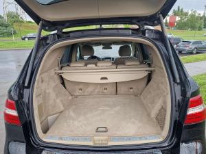 Black Mercedes-Benz ML 350 2014 in Kaunas, with an engine capacity of 2.99 L and mileage of 234 thousand km for 13990 €, photo 26 on AUTOMOTO.COM.LV