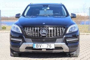 Черный Мерседес МЛ 350 2014 в Рига, объемом двигателя 3.00 л и пробегом 336 тыс. км за 15500 €, фото 4 на AUTOMOTO.COM.LV