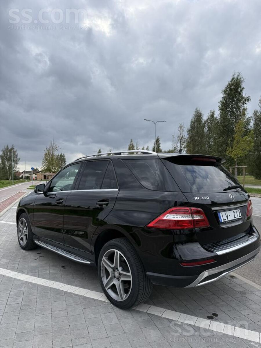 Melns Mercedes-Benz ML 350 2014 Jelgava, ar dzinēja tilpumu 3.00 L un nobraukumu 350 tūkst. km par 13990 €, foto 7 vietnē AUTOMOTO.COM.LV