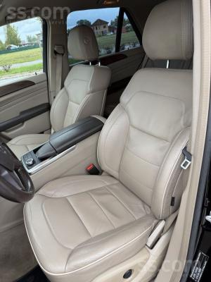 Melns Mercedes-Benz ML 350 2014 Jelgava, ar dzinēja tilpumu 3.00 L un nobraukumu 350 tūkst. km par 13990 €, foto 18 vietnē AUTOMOTO.COM.LV