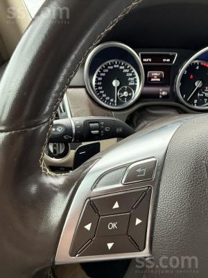 Melns Mercedes-Benz ML 350 2014 Jelgava, ar dzinēja tilpumu 3.00 L un nobraukumu 350 tūkst. km par 13990 €, foto 22 vietnē AUTOMOTO.COM.LV