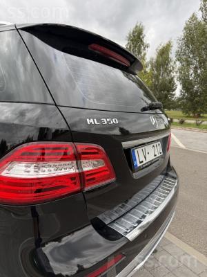 Melns Mercedes-Benz ML 350 2014 Jelgava, ar dzinēja tilpumu 3.00 L un nobraukumu 350 tūkst. km par 13990 €, foto 34 vietnē AUTOMOTO.COM.LV