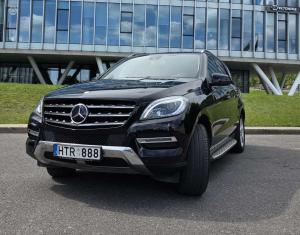 Black Mercedes-Benz ML 350 2015 in Vilnius, with an engine capacity of 2.99 L and mileage of 252 thousand km for 17000 €, photo  on AUTOMOTO.COM.LV