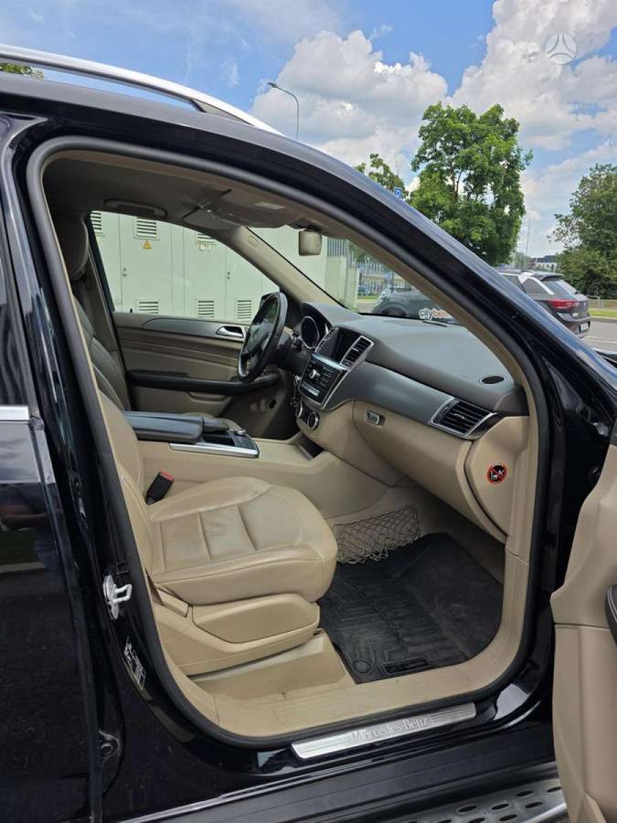 Melns Mercedes-Benz ML 350 2015 Viļņa, ar dzinēja tilpumu 2.99 L un nobraukumu 252 tūkst. km par 17000 €, foto 19 vietnē AUTOMOTO.COM.LV