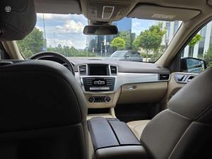 Melns Mercedes-Benz ML 350 2015 Viļņa, ar dzinēja tilpumu 2.99 L un nobraukumu 252 tūkst. km par 17000 €, foto 26 vietnē AUTOMOTO.COM.LV