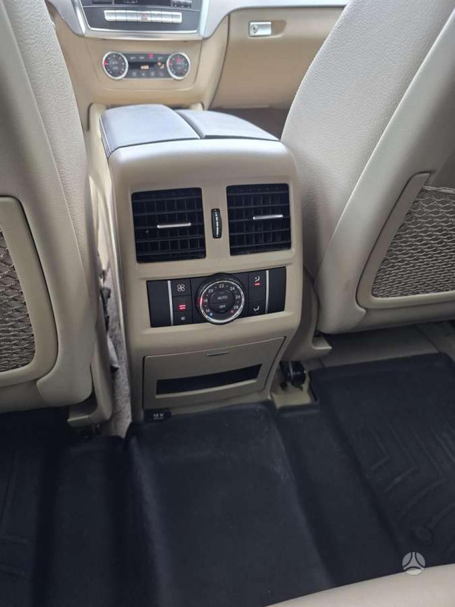 Melns Mercedes-Benz ML 350 2015 Viļņa, ar dzinēja tilpumu 2.99 L un nobraukumu 252 tūkst. km par 17000 €, foto 27 vietnē AUTOMOTO.COM.LV