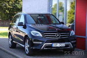 Черный Мерседес МЛ 350 2015 в Рига, объемом двигателя 3.00 л и пробегом 201 тыс. км за 16495 €, фото 5 на AUTOMOTO.COM.LV
