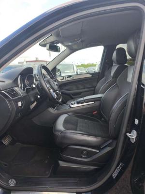 Melns Mercedes-Benz ML 350 2015 Viļņa, ar dzinēja tilpumu 3.00 L un nobraukumu 299 tūkst. km par 14750 €, foto 16 vietnē AUTOMOTO.COM.LV