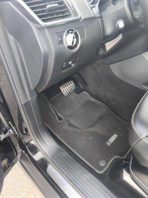 Melns Mercedes-Benz ML 350 2015 Viļņa, ar dzinēja tilpumu 3.00 L un nobraukumu 299 tūkst. km par 14750 €, foto 18 vietnē AUTOMOTO.COM.LV