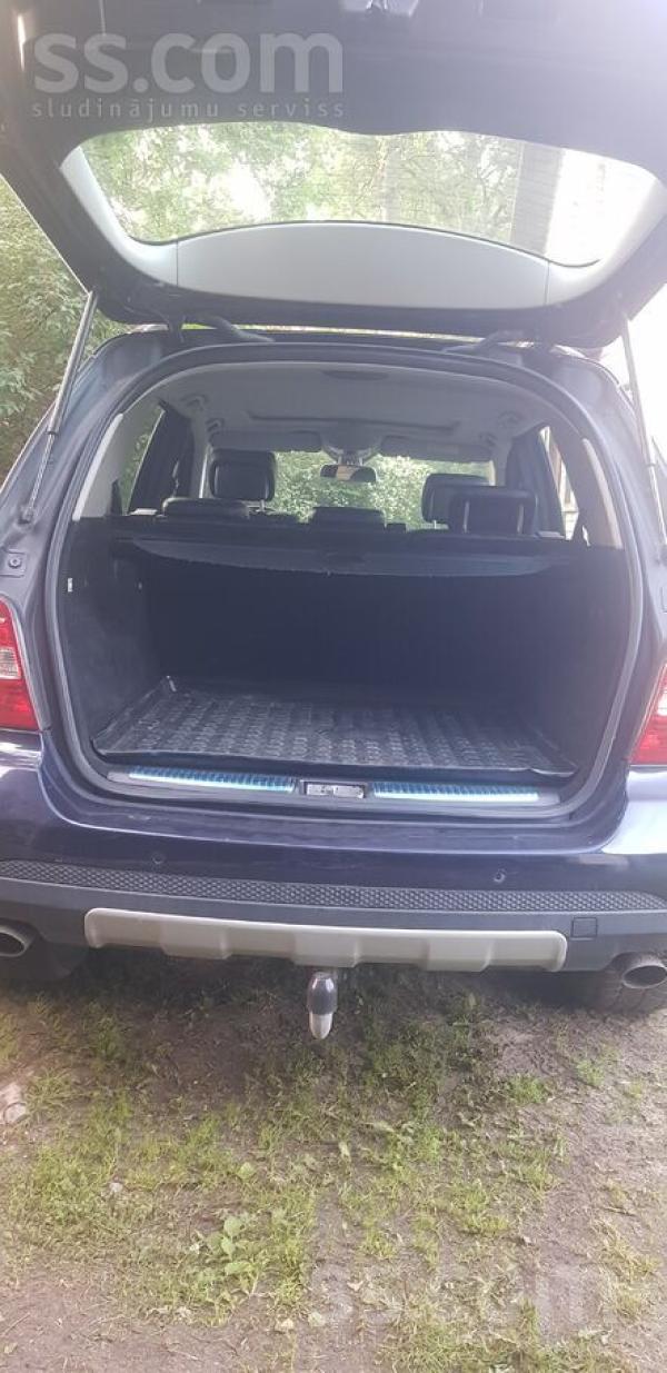 Zils Mercedes-Benz ML 350 2007 Ogre, ar dzinēja tilpumu 3.00 L un nobraukumu 314 tūkst. km par 6000 €, foto 6 vietnē AUTOMOTO.COM.LV