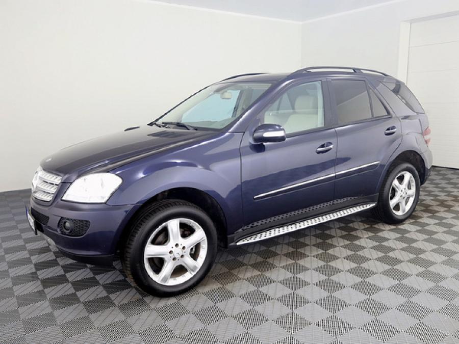 Zils Mercedes-Benz ML 350 2007 Tallina, ar dzinēja tilpumu 3.50 L un nobraukumu 234 tūkst. km par 1999 €, foto 3 vietnē AUTOMOTO.COM.LV