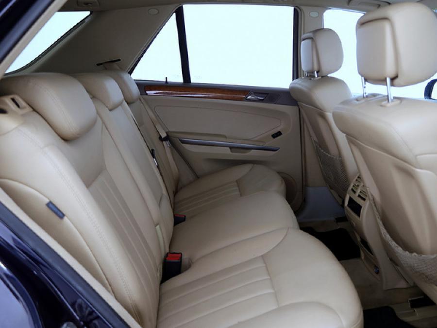Zils Mercedes-Benz ML 350 2007 Tallina, ar dzinēja tilpumu 3.50 L un nobraukumu 234 tūkst. km par 1999 €, foto 8 vietnē AUTOMOTO.COM.LV