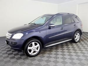 Zils Mercedes-Benz ML 350 2007 Tallina, ar dzinēja tilpumu 3.50 L un nobraukumu 234 tūkst. km par 1999 €, foto 10 vietnē AUTOMOTO.COM.LV