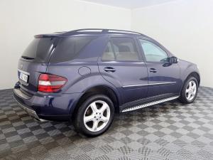 Zils Mercedes-Benz ML 350 2007 Tallina, ar dzinēja tilpumu 3.50 L un nobraukumu 234 tūkst. km par 1999 €, foto 11 vietnē AUTOMOTO.COM.LV