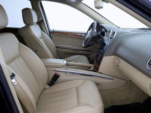 Zils Mercedes-Benz ML 350 2007 Tallina, ar dzinēja tilpumu 3.50 L un nobraukumu 234 tūkst. km par 1999 €, foto 14 vietnē AUTOMOTO.COM.LV