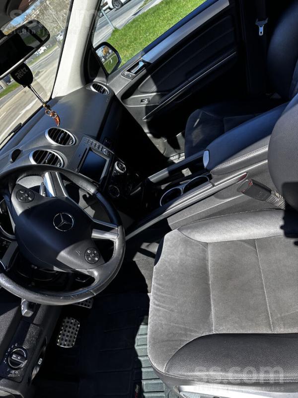 Zils Mercedes-Benz ML 350 2010 Rīga, ar dzinēja tilpumu 3.00 L un nobraukumu 275 tūkst. km par 9300 €, foto 7 vietnē AUTOMOTO.COM.LV