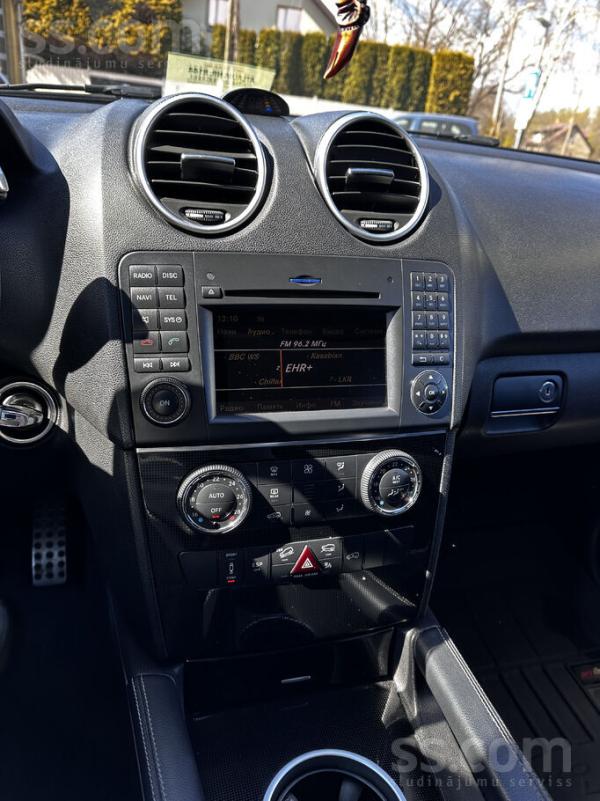 Zils Mercedes-Benz ML 350 2010 Rīga, ar dzinēja tilpumu 3.00 L un nobraukumu 275 tūkst. km par 9300 €, foto 8 vietnē AUTOMOTO.COM.LV