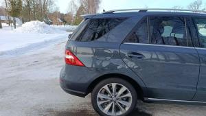 Zils Mercedes-Benz ML 350 2012 Tauragė, ar dzinēja tilpumu 3.00 L un nobraukumu 260 tūkst. km par 13900 €, foto 14 vietnē AUTOMOTO.COM.LV