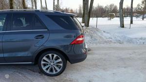 Zils Mercedes-Benz ML 350 2012 Tauragė, ar dzinēja tilpumu 3.00 L un nobraukumu 260 tūkst. km par 13900 €, foto 15 vietnē AUTOMOTO.COM.LV