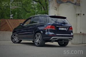 Синий Мерседес МЛ 350 2013 в Елгава, объемом двигателя 3.00 л и пробегом 264 тыс. км за 12490 €, фото 7 на AUTOMOTO.COM.LV