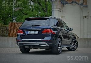 Синий Мерседес МЛ 350 2013 в Елгава, объемом двигателя 3.00 л и пробегом 264 тыс. км за 12490 €, фото 9 на AUTOMOTO.COM.LV