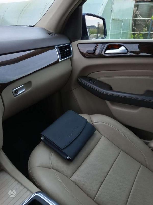Zils Mercedes-Benz ML 350 2014 Palanga, ar dzinēja tilpumu 3.50 L un nobraukumu 112 tūkst. km par 16500 €, foto 8 vietnē AUTOMOTO.COM.LV