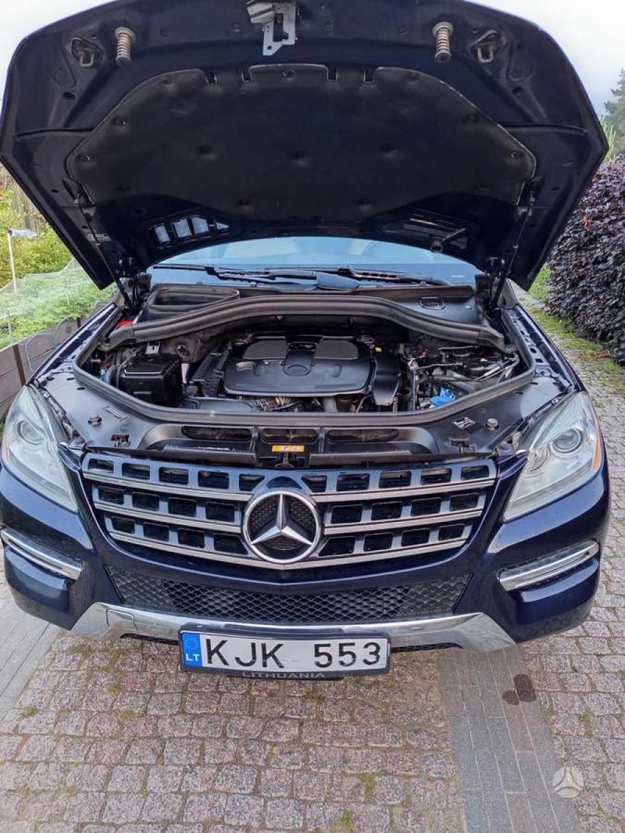 Zils Mercedes-Benz ML 350 2014 Palanga, ar dzinēja tilpumu 3.50 L un nobraukumu 112 tūkst. km par 16500 €, foto 10 vietnē AUTOMOTO.COM.LV
