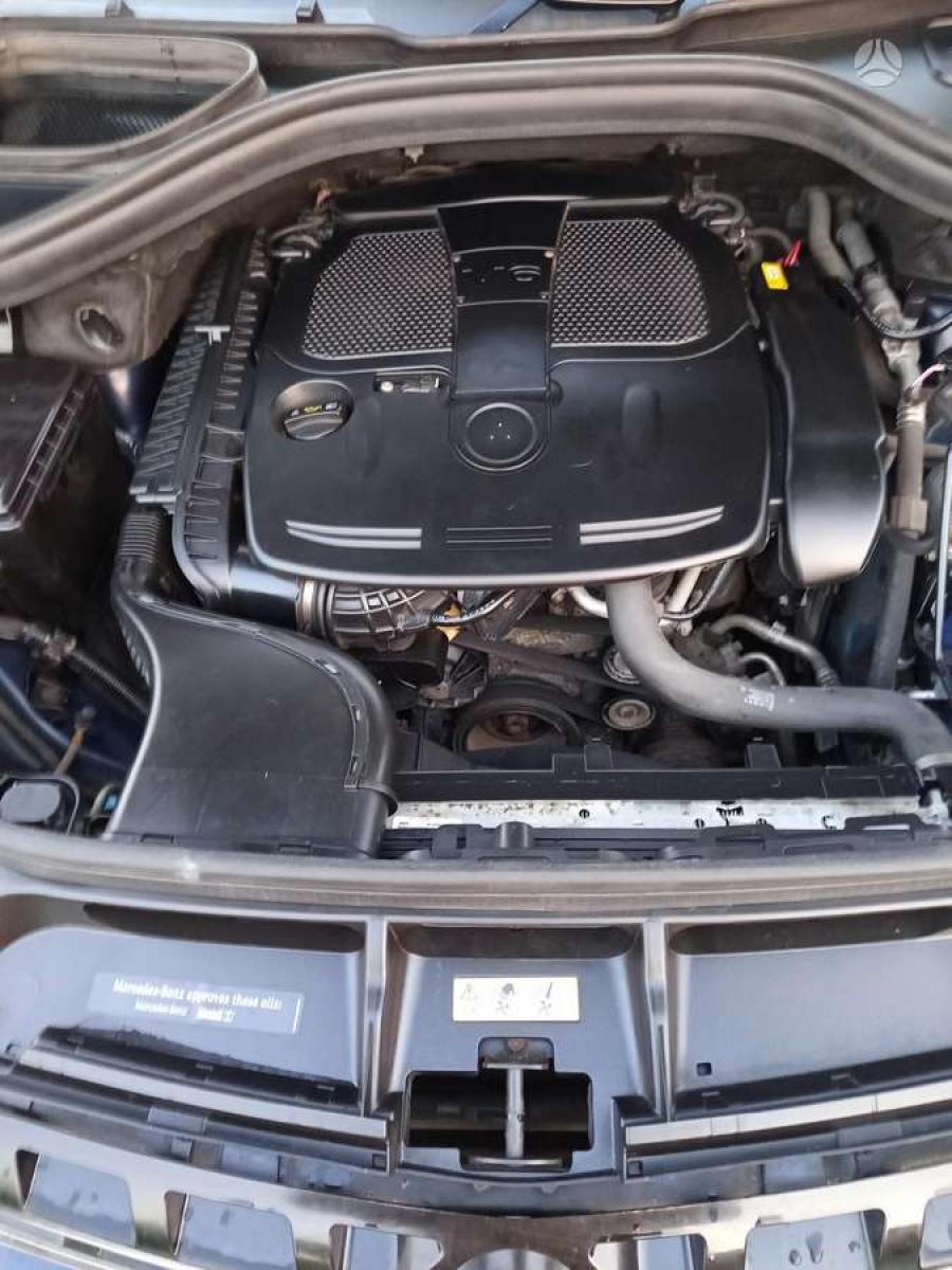 Zils Mercedes-Benz ML 350 2014 Palanga, ar dzinēja tilpumu 3.50 L un nobraukumu 112 tūkst. km par 16500 €, foto 11 vietnē AUTOMOTO.COM.LV