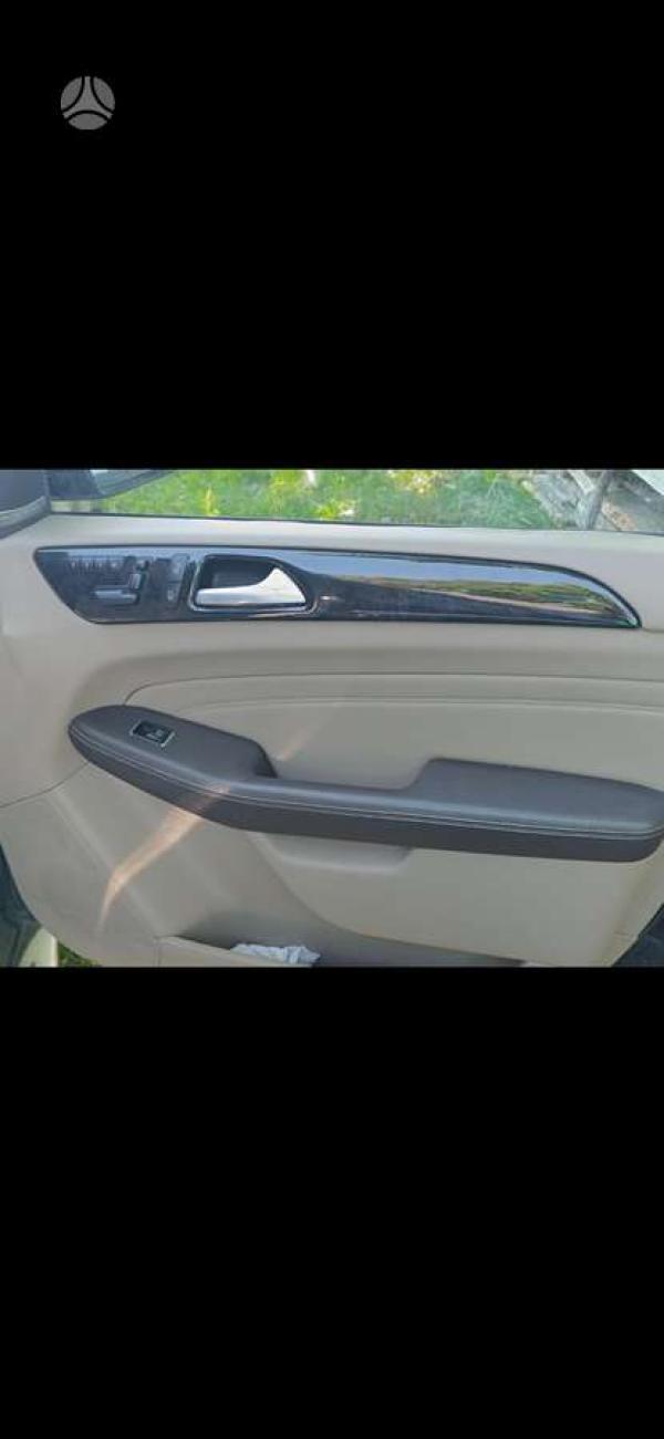 Zils Mercedes-Benz ML 350 2014 Alīta, ar dzinēja tilpumu 3.00 L un nobraukumu 290 tūkst. km par 6500 €, foto 7 vietnē AUTOMOTO.COM.LV