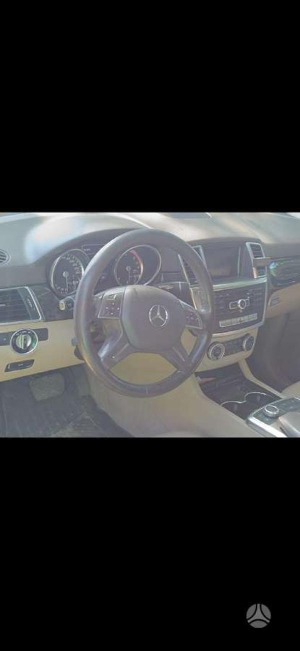 Zils Mercedes-Benz ML 350 2014 Alīta, ar dzinēja tilpumu 3.00 L un nobraukumu 290 tūkst. km par 6500 €, foto 8 vietnē AUTOMOTO.COM.LV