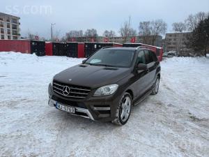 Brown Mercedes-Benz ML 350 2012 in Riga, with an engine capacity of 3.00 L and mileage of 320 thousand km for 13500 €, photo  on AUTOMOTO.COM.LV