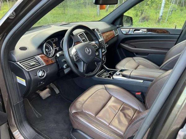 Brūns Mercedes-Benz ML 350 2013 Kauņa, ar dzinēja tilpumu 3.50 L un nobraukumu 293 tūkst. km par 13200 €, foto 9 vietnē AUTOMOTO.COM.LV