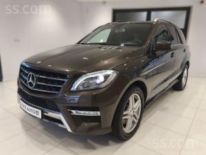 Brūns Mercedes-Benz ML 350 2013 Rīga, ar dzinēja tilpumu 3.00 L un nobraukumu 217 tūkst. km par 17490 €, foto 3 vietnē AUTOMOTO.COM.LV