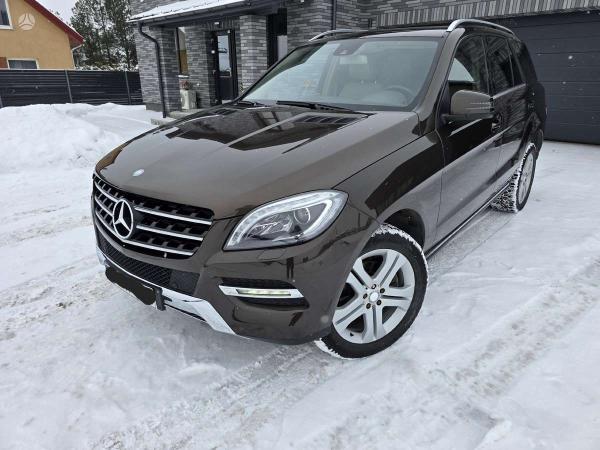Brūns Mercedes-Benz ML 350 2013 Viļņa, ar dzinēja tilpumu 2.99 L un nobraukumu 280 tūkst. km par 13450 €, foto 1 vietnē AUTOMOTO.COM.LV