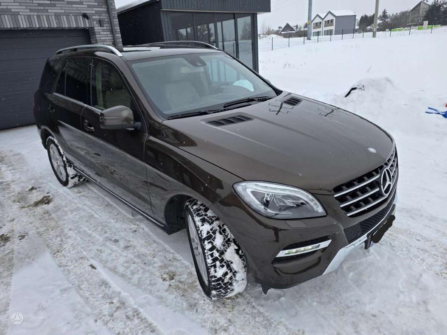 Brūns Mercedes-Benz ML 350 2013 Viļņa, ar dzinēja tilpumu 2.99 L un nobraukumu 280 tūkst. km par 13450 €, foto 11 vietnē AUTOMOTO.COM.LV