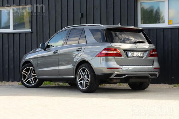 Brown Mercedes-Benz ML 350 2013 in Jelgava, with an engine capacity of 3.00 L and mileage of 248 thousand km for 17200 €, photo 4 on AUTOMOTO.COM.LV