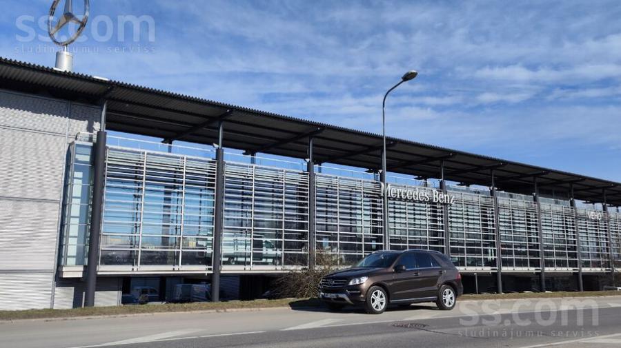 Brūns Mercedes-Benz ML 350 2013 Rīga, ar dzinēja tilpumu 3.00 L un nobraukumu 211 tūkst. km par 16500 €, foto 14 vietnē AUTOMOTO.COM.LV