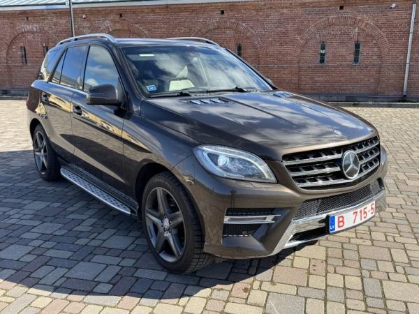 Brūns Mercedes-Benz ML 350 2014 Rīga, ar dzinēja tilpumu 3.00 L un nobraukumu 266 tūkst. km par 19900 €, foto 1 vietnē AUTOMOTO.COM.LV