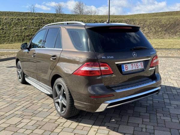 Brūns Mercedes-Benz ML 350 2014 Rīga, ar dzinēja tilpumu 3.00 L un nobraukumu 266 tūkst. km par 19900 €, foto 8 vietnē AUTOMOTO.COM.LV