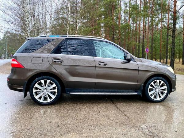 Brūns Mercedes-Benz ML 350 2015 Rīga, ar dzinēja tilpumu 3.00 L un nobraukumu 248 tūkst. km par 19600 €, foto 3 vietnē AUTOMOTO.COM.LV