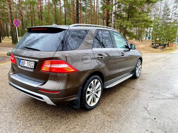Brūns Mercedes-Benz ML 350 2015 Rīga, ar dzinēja tilpumu 3.00 L un nobraukumu 248 tūkst. km par 19600 €, foto 5 vietnē AUTOMOTO.COM.LV