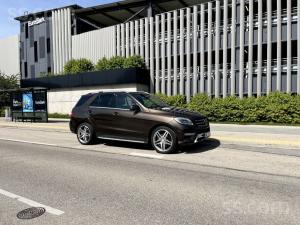 Brown Mercedes-Benz ML 350 2012 in Riga, with an engine capacity of 3.00 L and mileage of 0 thousand km for 16500 €, photo 11 on AUTOMOTO.COM.LV