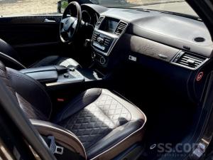 Brown Mercedes-Benz ML 350 2012 in Riga, with an engine capacity of 3.00 L and mileage of 0 thousand km for 16500 €, photo 20 on AUTOMOTO.COM.LV