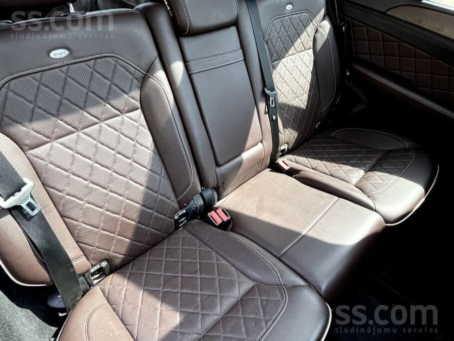 Brown Mercedes-Benz ML 350 2012 in Riga, with an engine capacity of 3.00 L and mileage of 0 thousand km for 16500 €, photo 22 on AUTOMOTO.COM.LV