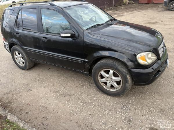 Mercedes-Benz ML 350 2004 in Vilnius, with an engine capacity of 3.70 L and mileage of 265 thousand km for 1250 €, photo 2 on AUTOMOTO.COM.LV