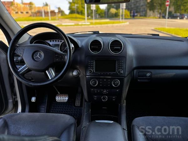 Mercedes-Benz ML 350 2005 in Cesis, with an engine capacity of 3.50 L and mileage of 310 thousand km for 3650 €, photo 6 on AUTOMOTO.COM.LV