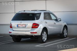 Mercedes-Benz ML 350 2009 Rīga, ar dzinēja tilpumu 3.00 L un nobraukumu 251 tūkst. km par 10750 €, foto 5 vietnē AUTOMOTO.COM.LV